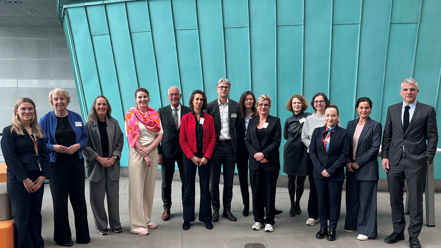 Visit of the Dutch Network of Ombudsmen - Department for the Execution ...