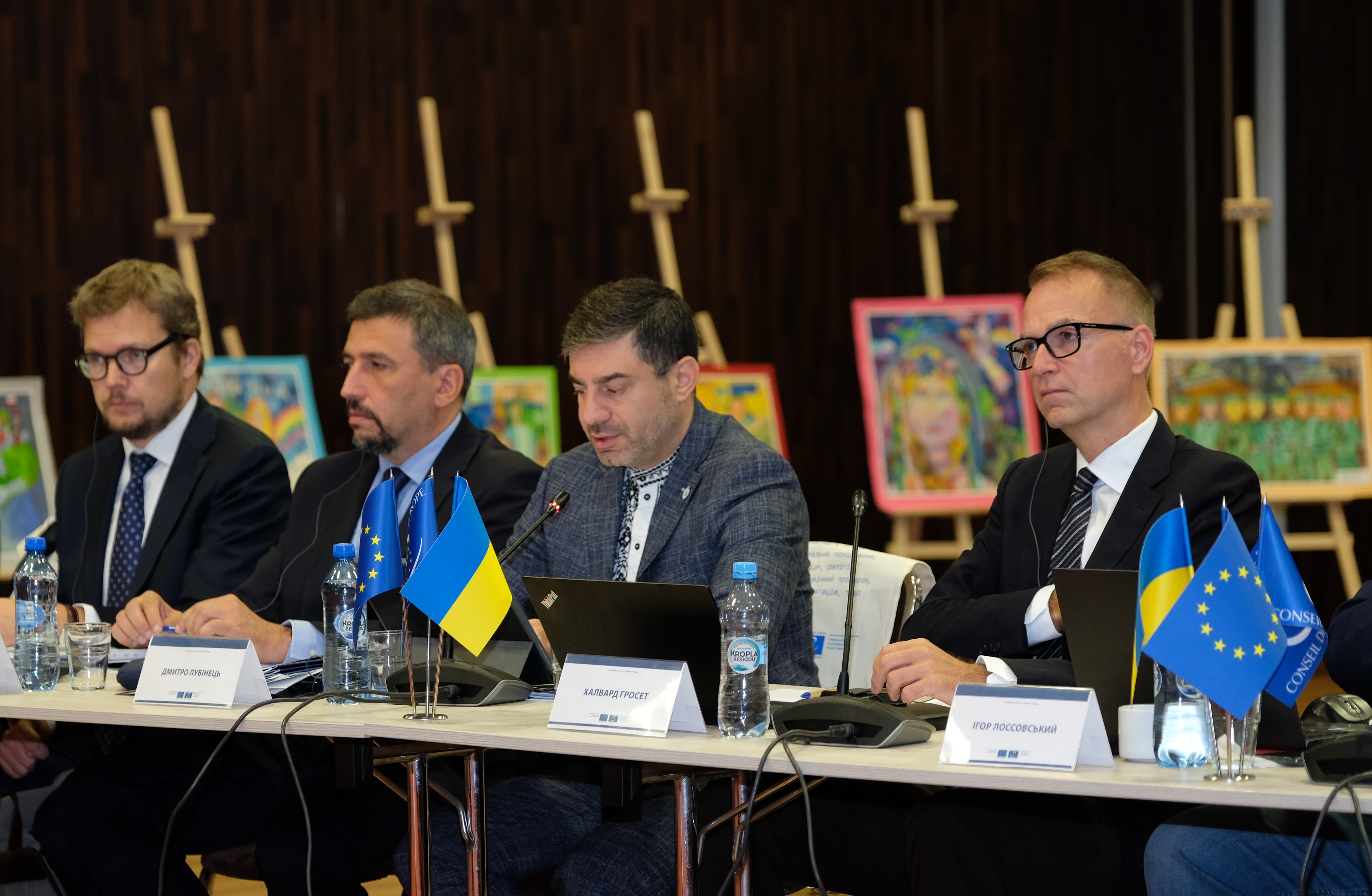 An effective protection of national minorities in Ukraine passes ...